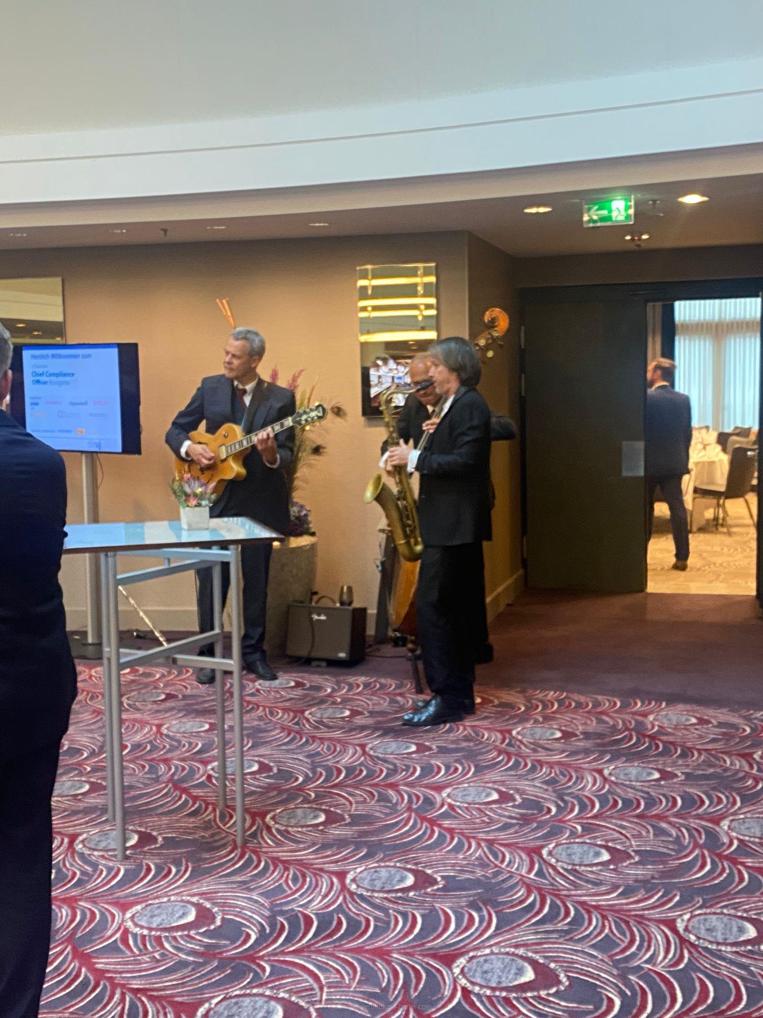 Jazz-Trio-Lounge-Musik – Künstlervermittlung Berlin